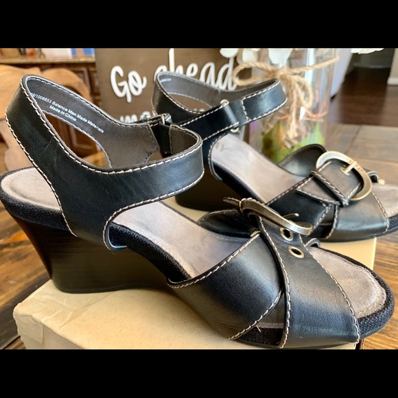Array | Shoes | Array Black Leather 4 Strap Sandal Tori | Poshmark
